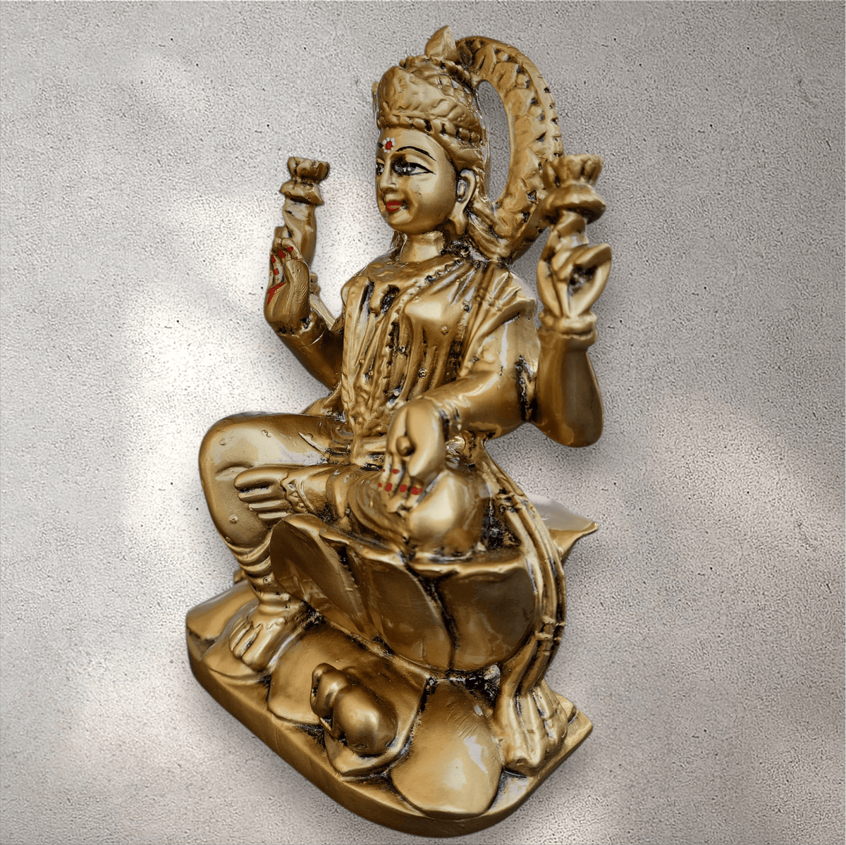 Gold Lakshmi Murthi – The Guru's Hut