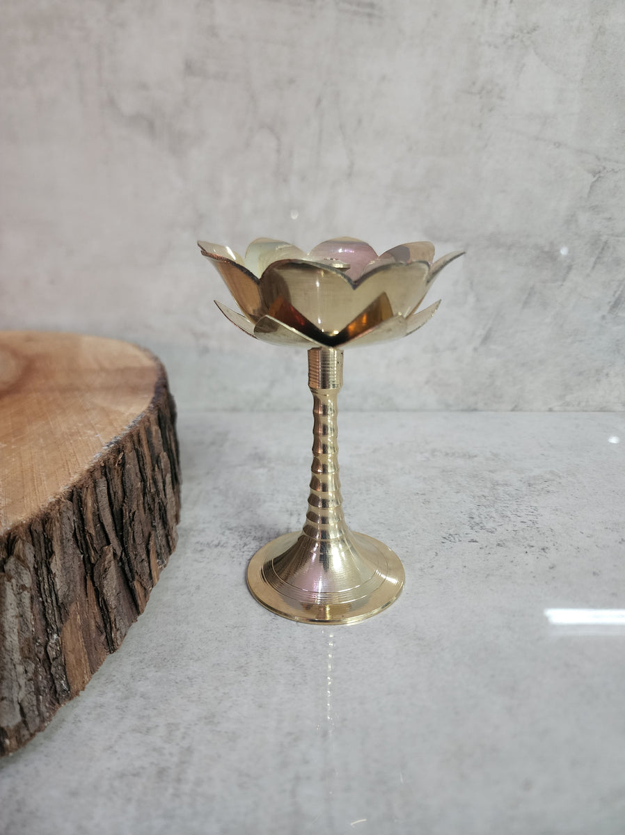 Brass Flower Oil Lamp – The Guru's Hut