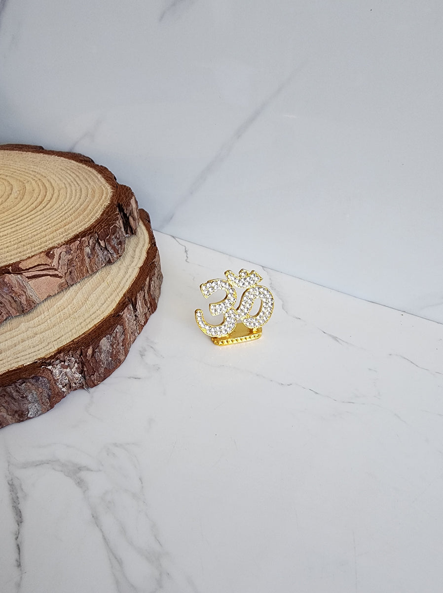 Small Aum Sign – The Guru's Hut