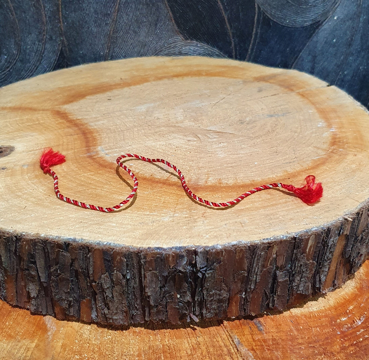 Red and Gold Plain Lakshmi String – The Guru's Hut